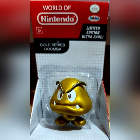 Nintendo | Toys | Golden Goomba World Of Nintendo Super Mario Bros ...